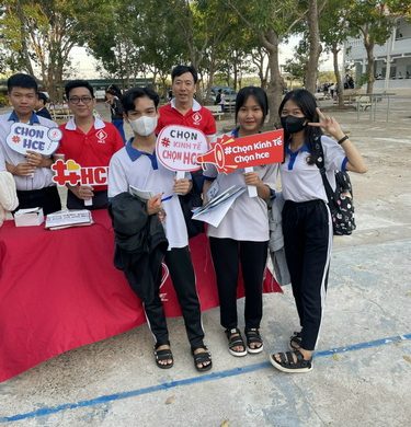 HCE – Khoa Công nghệ thông tin